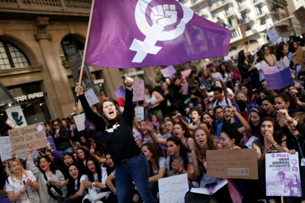 Espagne Grève Féministe Et Manifestations Massives Pour Le 8 Mars