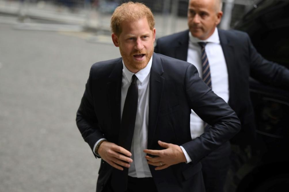 Le prince Harry à la barre à Londres pour un procès intenté à un tabloïd