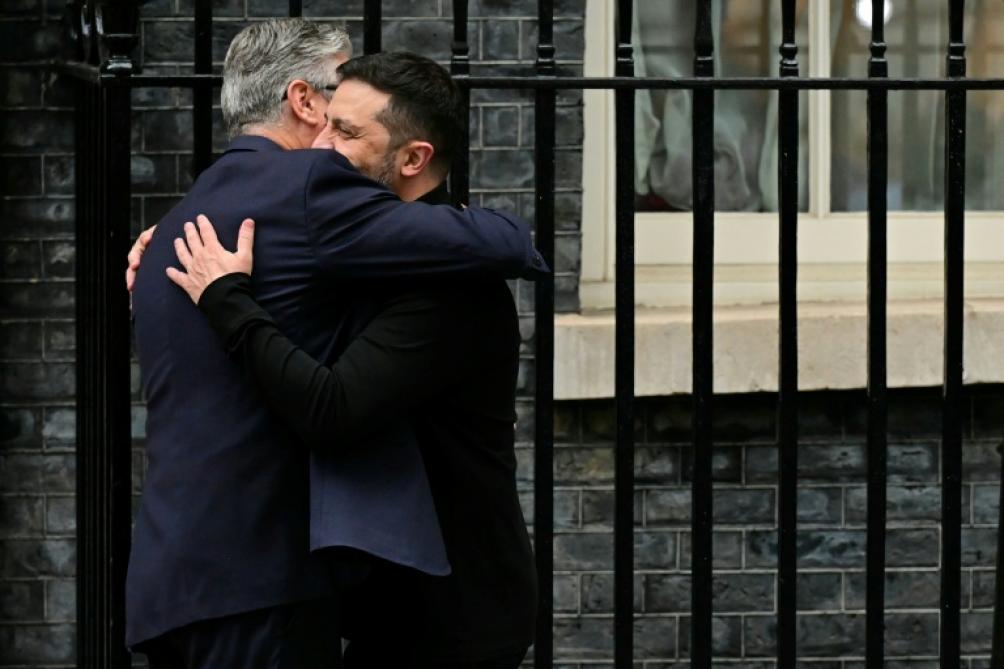 Zelensky à Londres, à la veille du sommet Trump-Poutine en Alaska