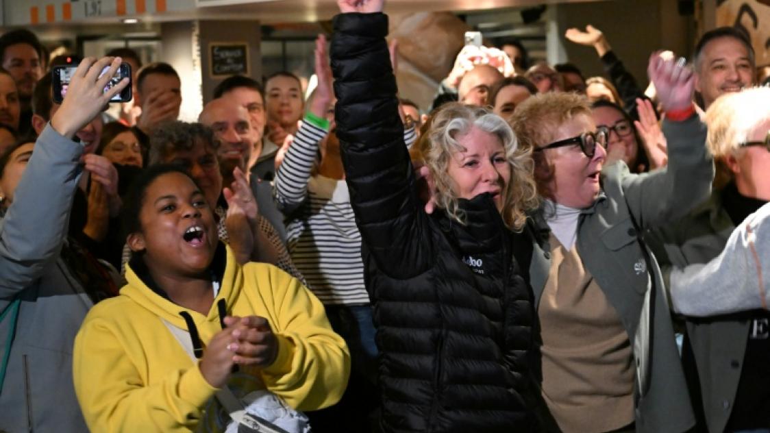Trophée Jules Verne: Coville réussit son pari, record du monde à la clef