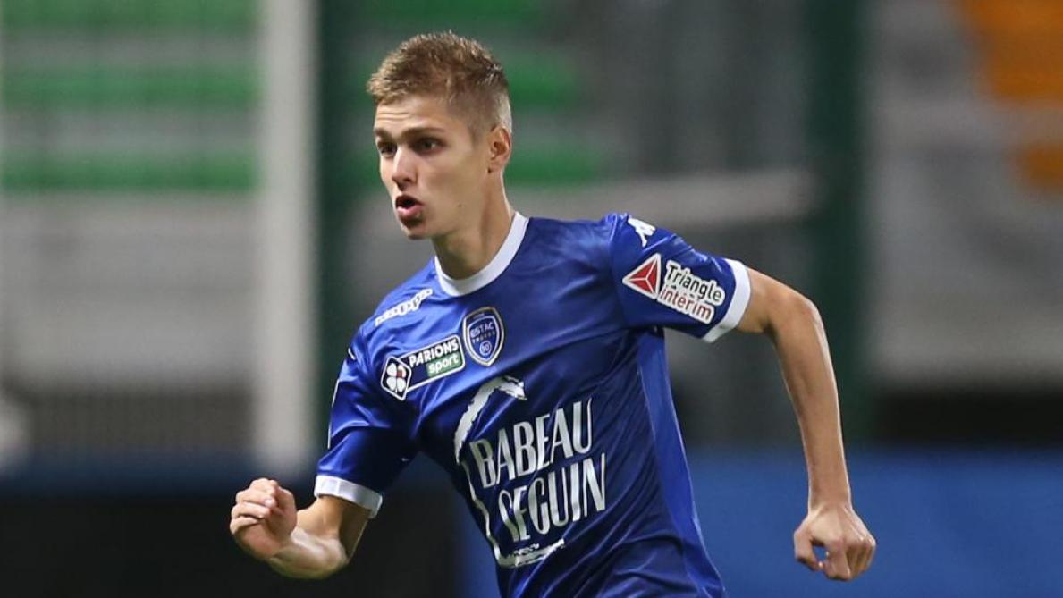 Transfert Estac: Aloïs Confais recule pour mieux rebondir. Interview