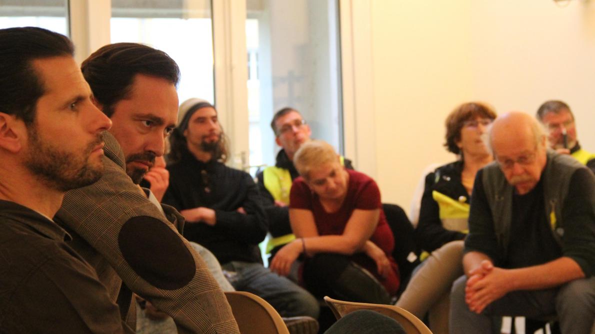 En présence de Grégory Besson-Moreau, des échanges musclés au grand ...