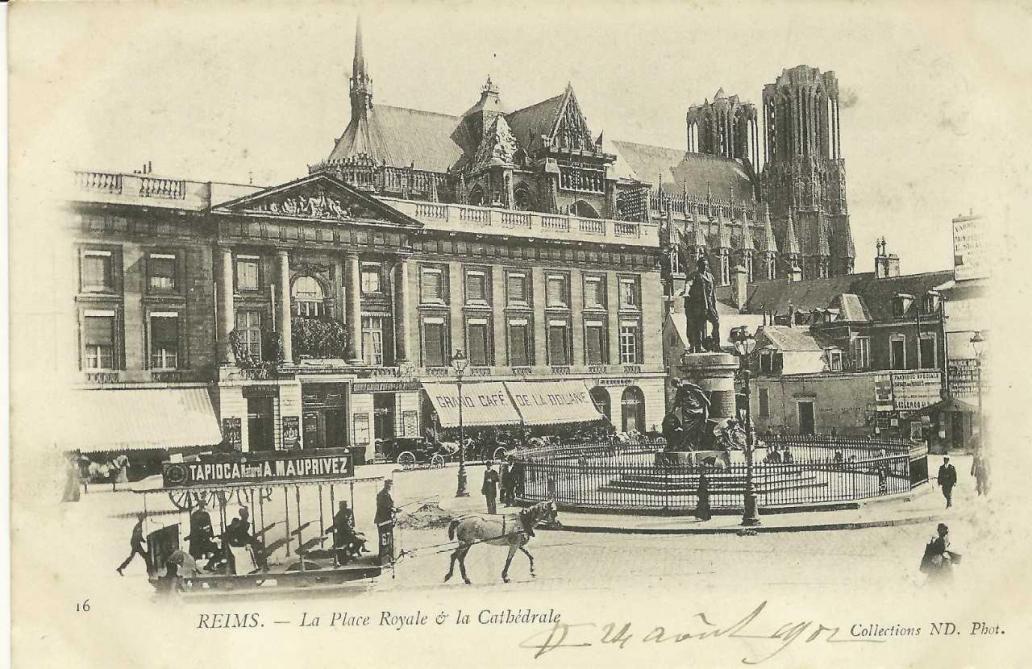 PHOTOS. La place Royale à Reims de 1765 à nos jours