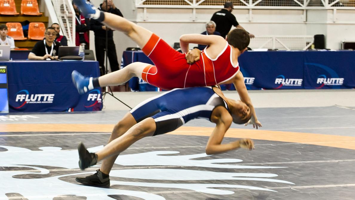 Lutte gréco-romaine : les jeunes pousses tricolores rêvent de Paris 2024
