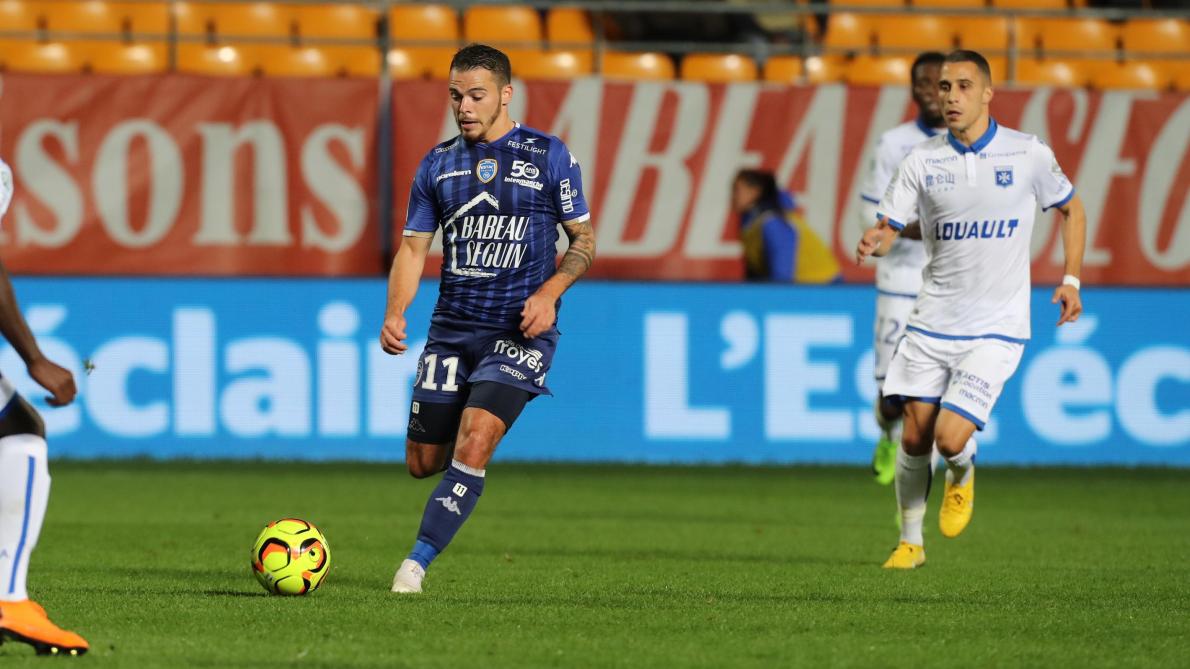 Bryan Pelé à Guingamp : l’Estac «ne pouvait pas s’aligner»