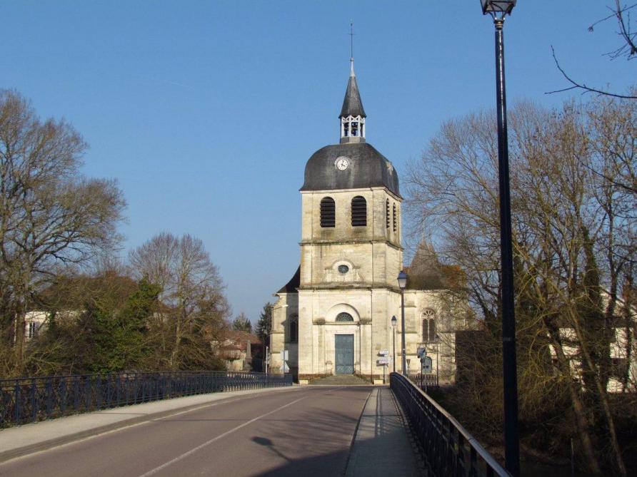 L’Est aubois se dévoile de fil en églises