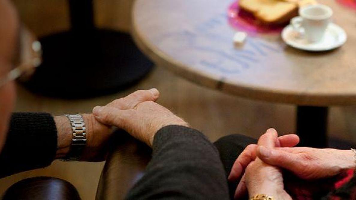 Le prochain café bavard’âge a lieu le lundi 26 août à Épernay, le 27 à ...