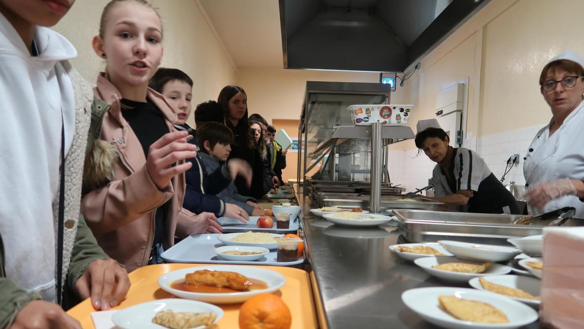 On a testé la nouvelle cantine des collégiens de Soissons, Cuffies ...