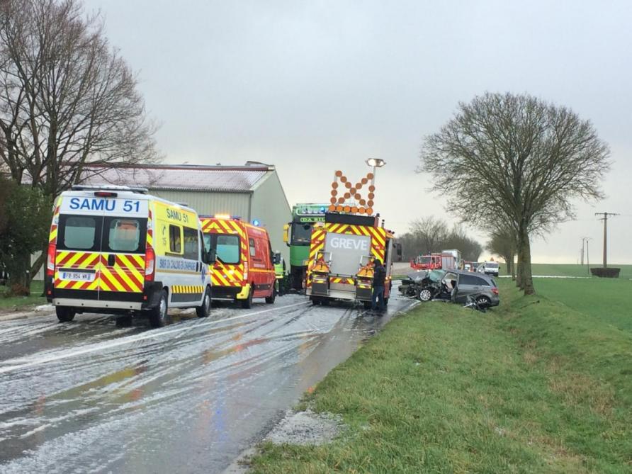 Accident en cours sur le CD2 entre Mairy-sur-Marne et Togny-aux-Bœufs