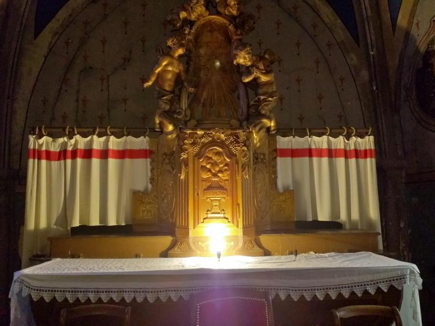 Bayel: trois croix, des cierges et des veilleuses rouges dérobés à l’église