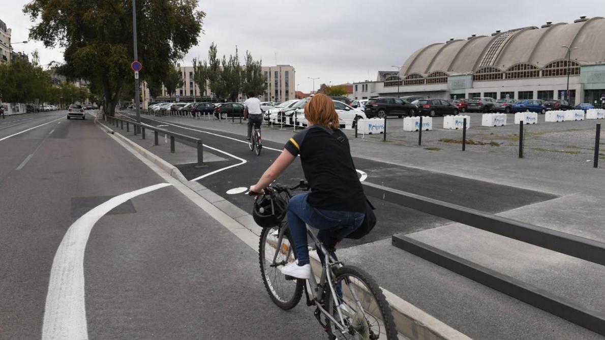 Huit kilomètres de nouvelles pistes cyclables très appréciés à Reims