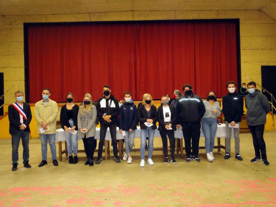 Ecoliers, apprentis, étudiantsrécompensés à Sissonne