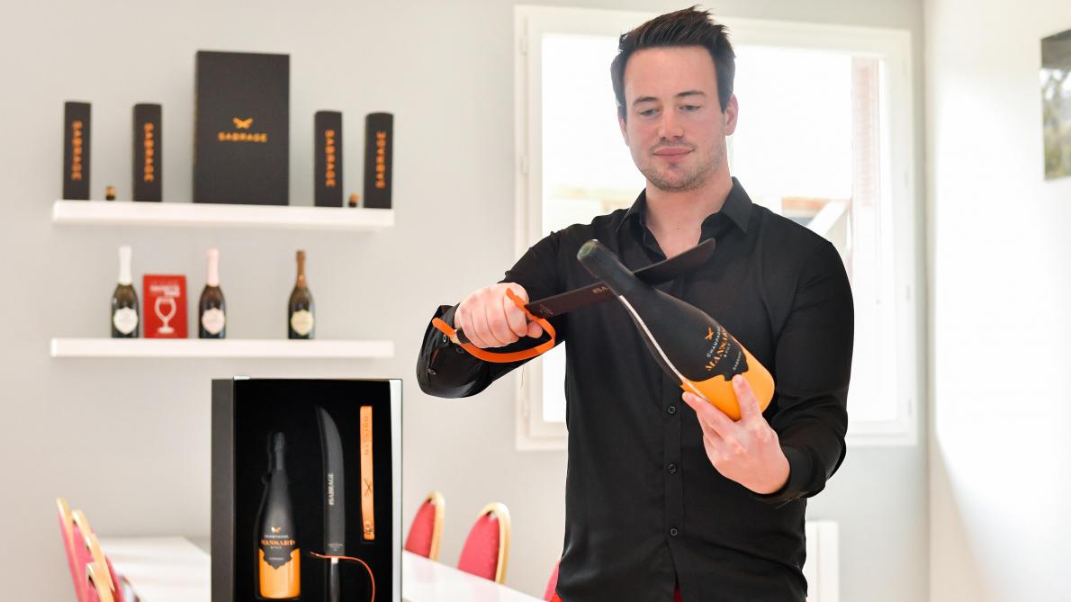 Le sabrage remis au goût du jour par un viticulteur de Cerseuil (51)