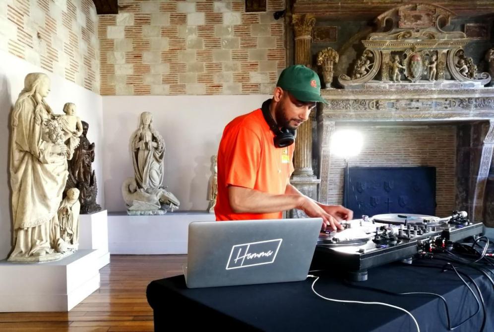 VIDÉO. Troyes : DJ Hamma fait vibrer Vauluisant