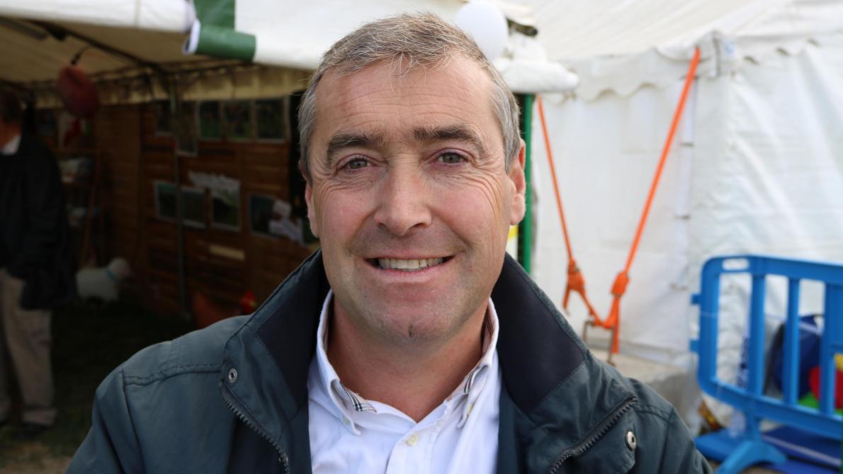 Benoît Davin, agriculteur à Mortefontaine, va faire visiter sa ferme ...
