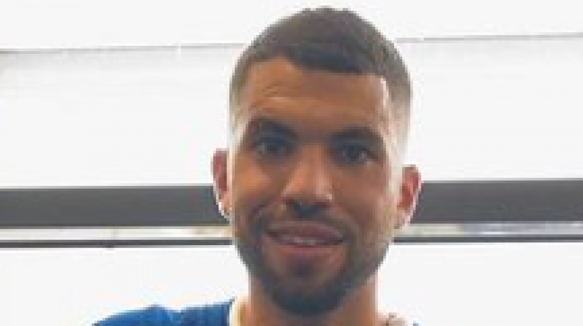 El Hajjam a reçu son trophée de joueur du mois