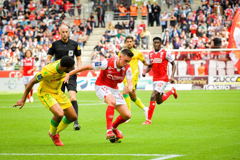 VIDÉO. Football - Ligue 1. Première titularisation pour Alexis Flips ...