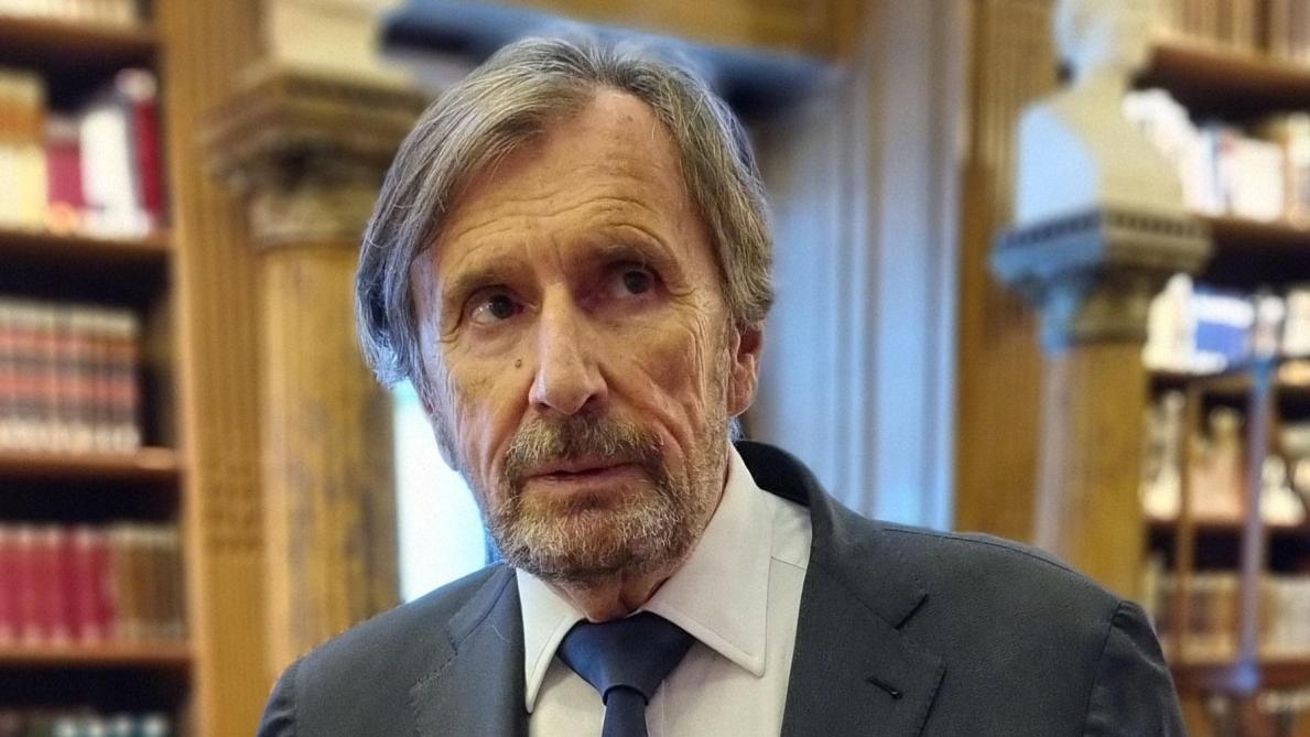 Roman «Arrière-pays» de Daniel Rondeau : en immersion dans le ...