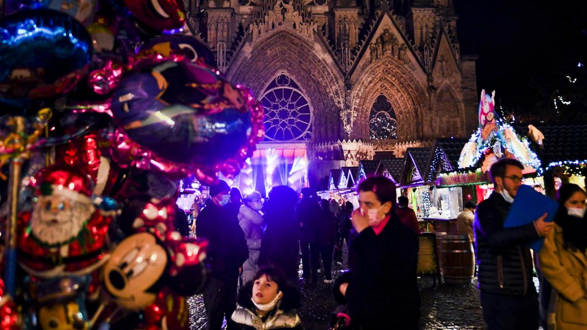 VIDÉOS. Découvrez les illuminations et le marché de Noël de Reims
