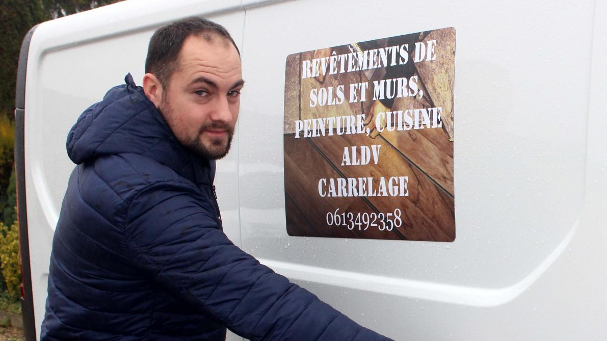 Alexandre Vernhet, installation d’un carreleur à Pars-lès-Romilly