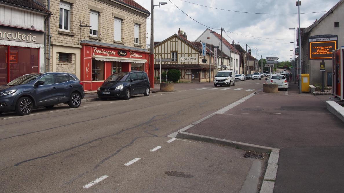 Bréviandes : il se fait tirer dessus en descendant ses poubelles