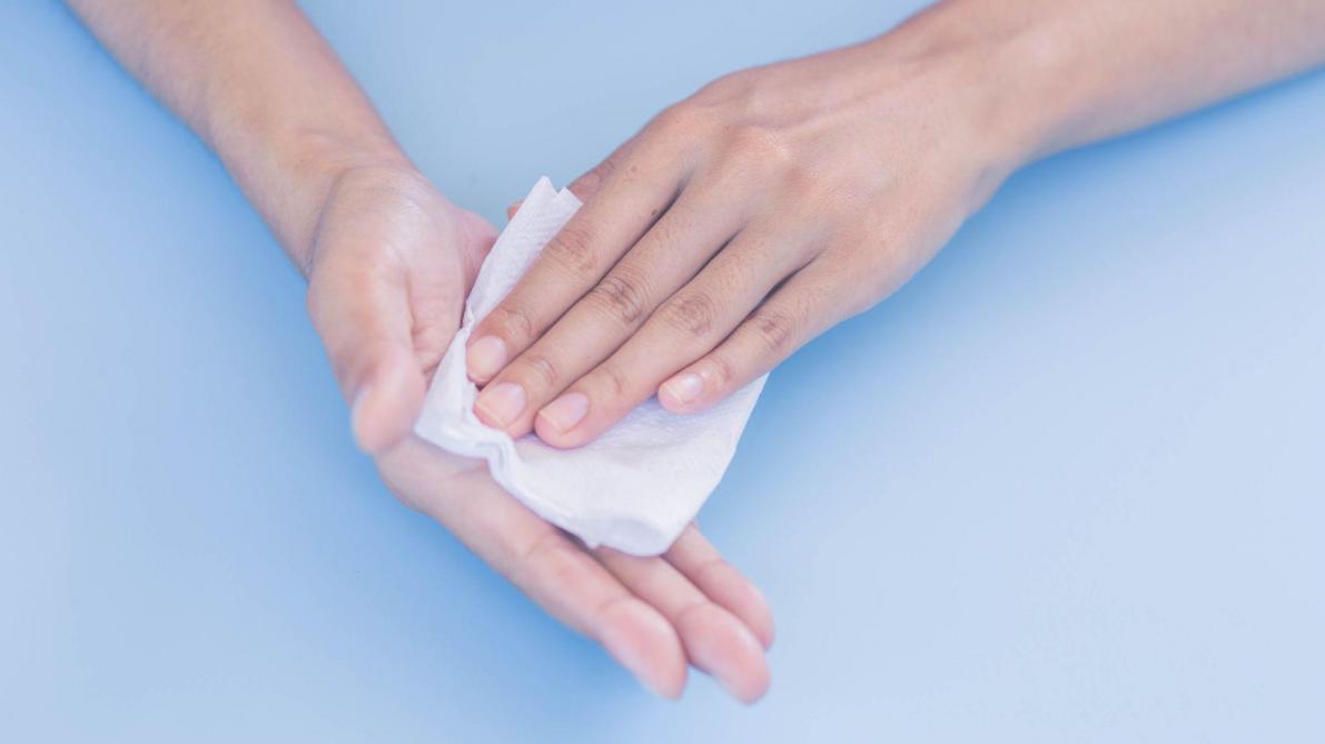 Pourquoi ai-je les mains moites?