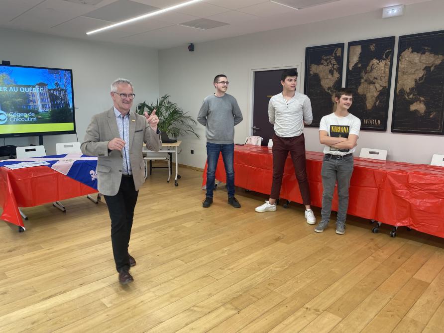 Un Québécois à l’IUT de Charleville-Mézières pour attirer des étudiants