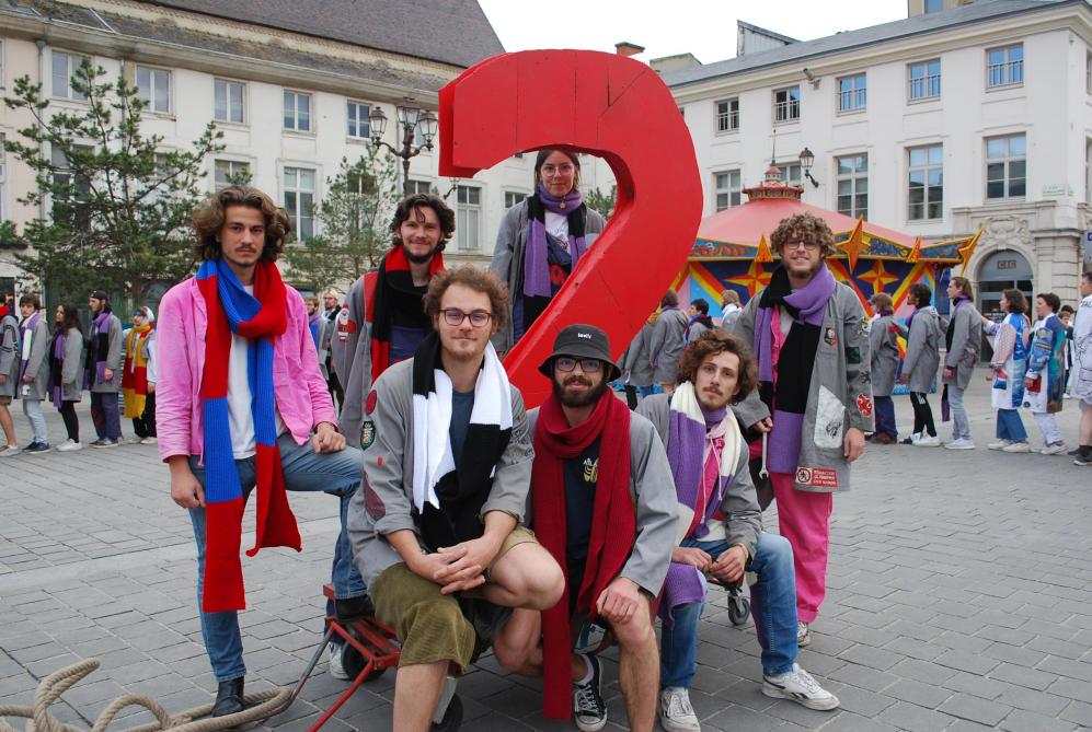 Les Gadzarts ont défilé au centre-ville de Châlons
