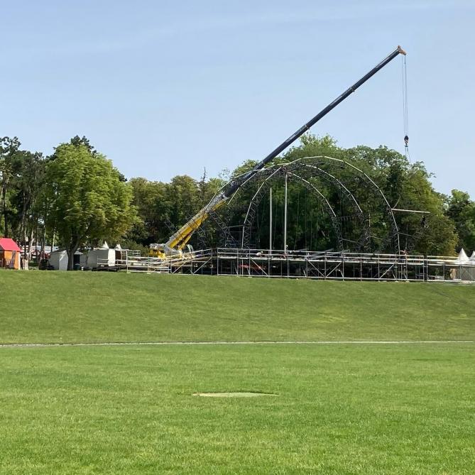 À Reims, le parc de Champagne se prépare pour la Magnifique Society