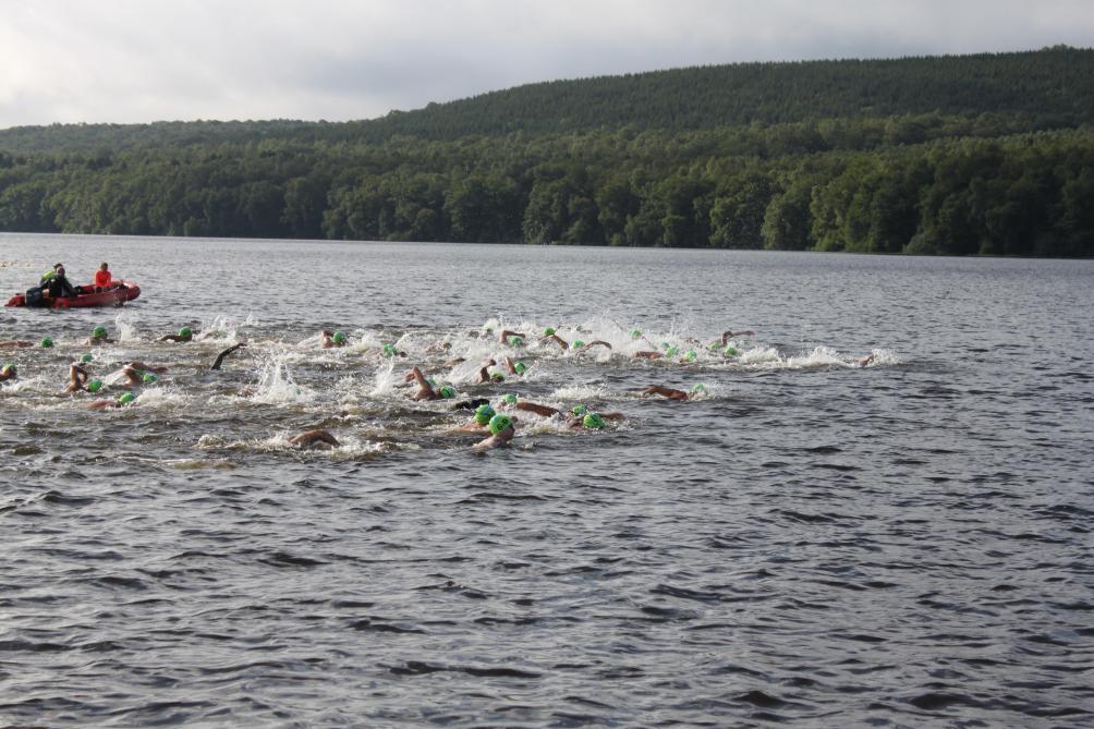Les Mazures : des centaines de nageurs attendus pour la traversée du ...