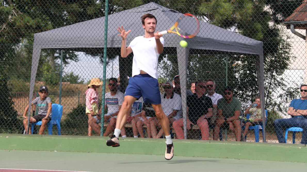 Louis-Arthur Beljean signe son arrivée