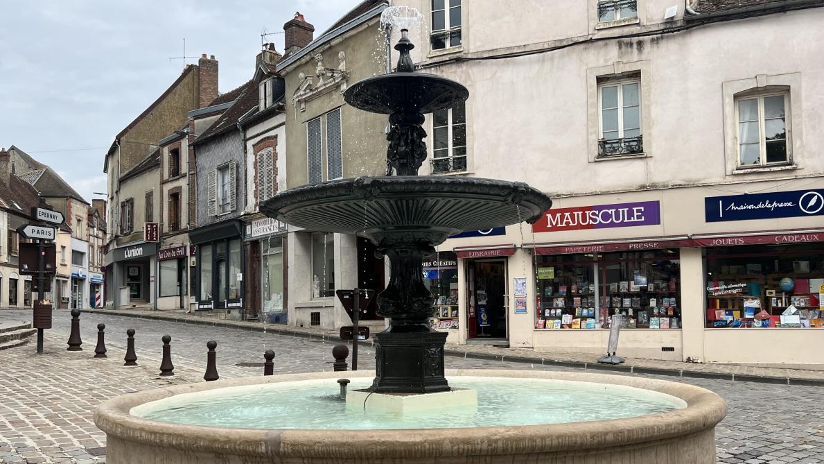 Vu sur les réseaux. À Sézanne, le retour de la fontaine (largement ...