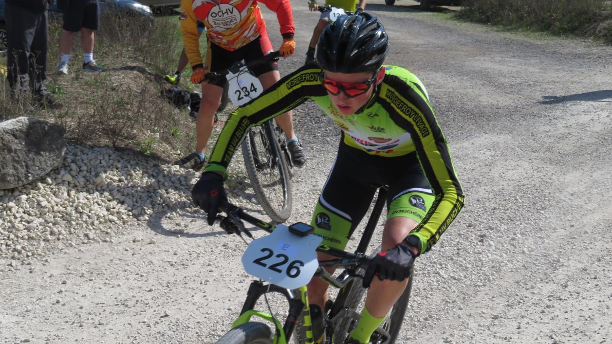 VTT : Le duo Champagne-Klein impérial sur ses terres... rouges