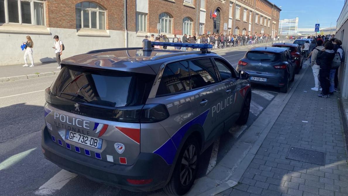 Une rixe impliquant une trentaine de jeunes déborde dans le hall d ...