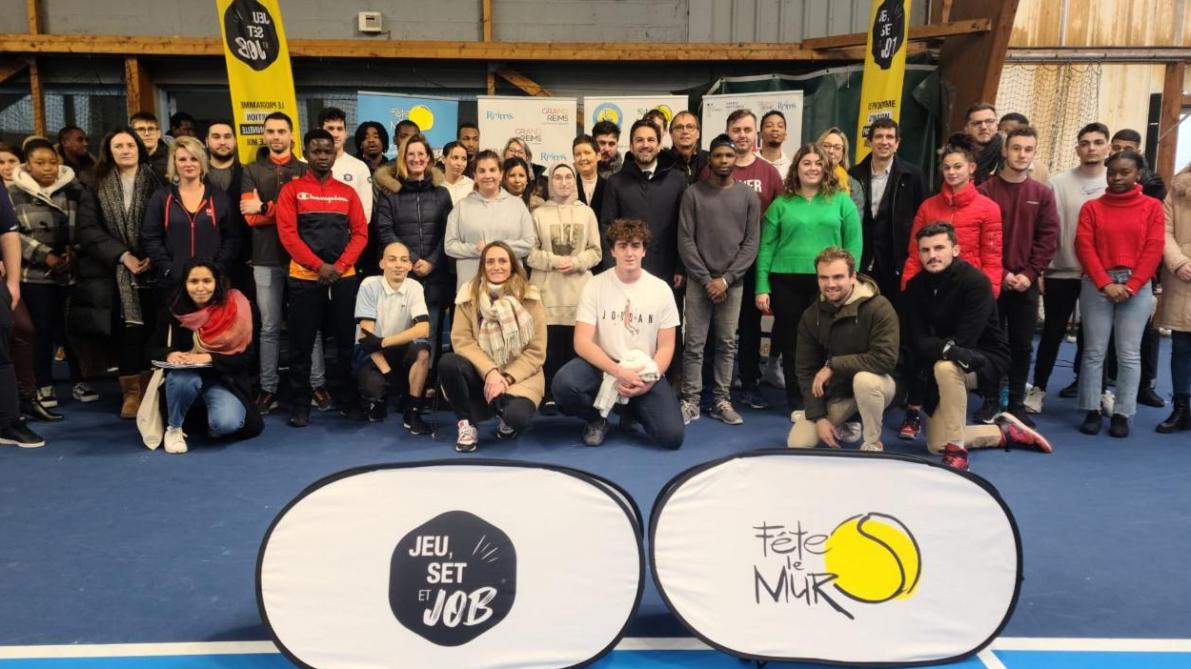 «Jeu, Set et Job»… quand les jeunes et les entreprises se rencontrent ...