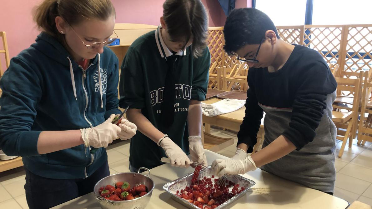 Un beau partenariat du collège Charlemagne de Laon avec Fruits rouges & Co