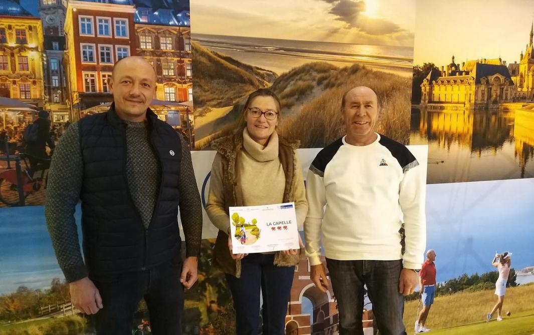 La commune de La Capelle conserve ses trois fleurs qui récompensent bien plus que le fleurissement