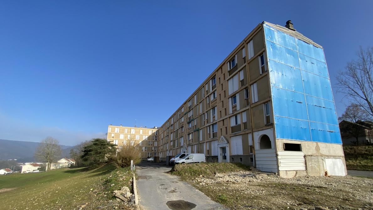 À Revin, les derniers immeubles d’Orzy démolis d’ici la fin 2023
