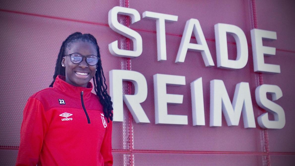 Football - Coupe de France. Magou Doucouré présente le vestiaire du ...
