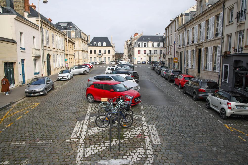 Redonner du charme aux places Godinot et Jamot à Reims