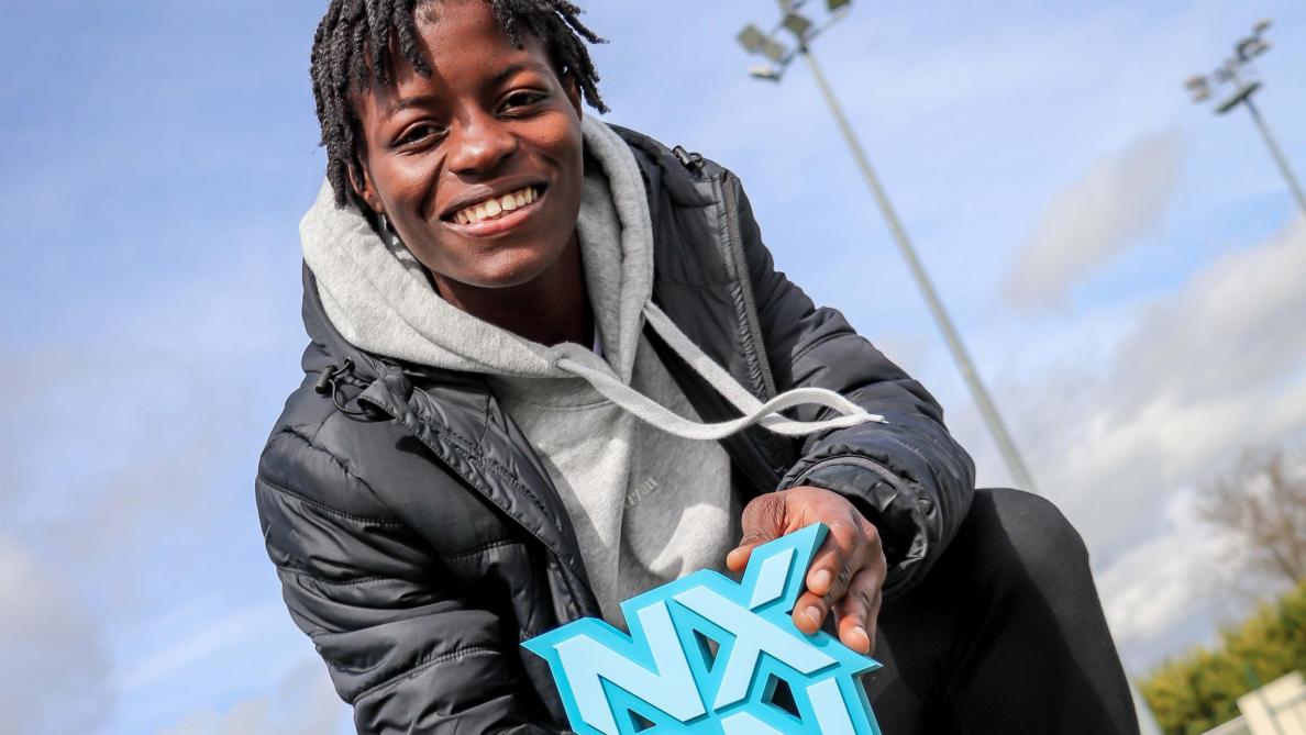 Football - La milieu de terrain du Stade de Reims Monique Ngock ...