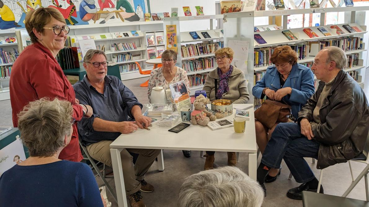Marc Ravier, un auteur altruiste, en dédicace à Carignan