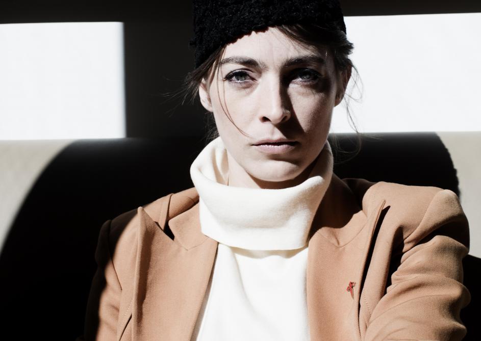 Dans les yeux de Flora Fishbach, chanteuse originaire des Ardennes