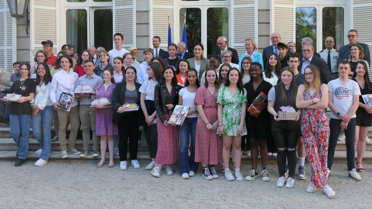 Ils font vivre le devoir de mémoire