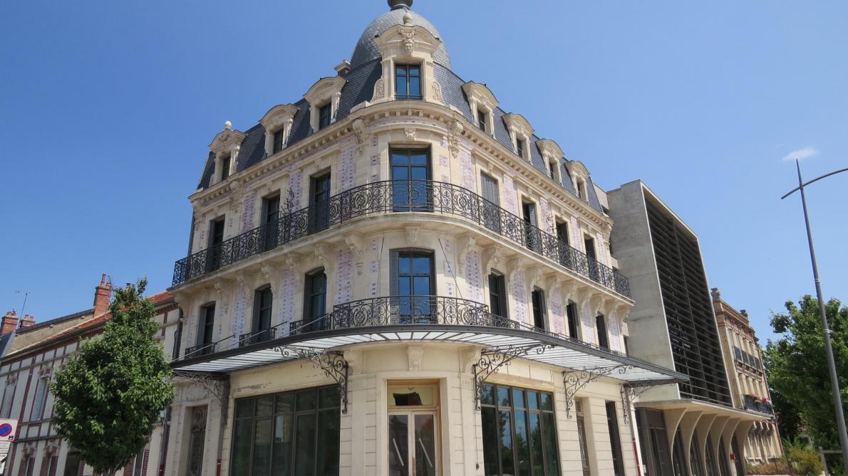 Le chef Philippe Colin à la tête de la brasserie du Palladium à Romilly ...