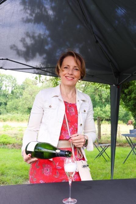 A Bassuet, Catherine Blanckaert défend un champagne féminin