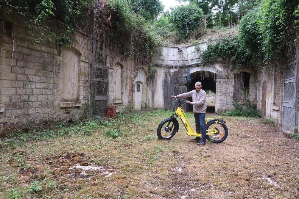 Bruno Chartier et ses trottinettes investissent l’autre fort de ...