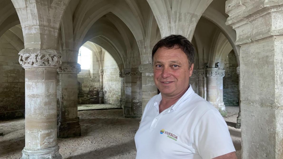 Jean-Philippe Mignot décrypte la crypte de Rosnay-l’Hôpital