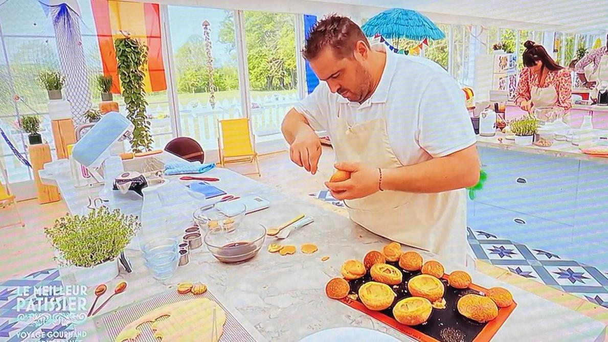 Le Marnais David Ginat désigné meilleur pâtissier de la semaine sur M6