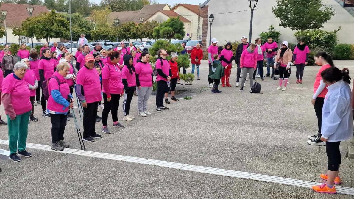 131 participants à la marche rose de Marigny-le-Châtel